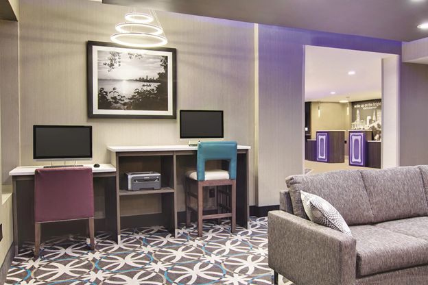 La Quinta Inn & Suites Cleveland Airport West CLE With Parking & Shuttle